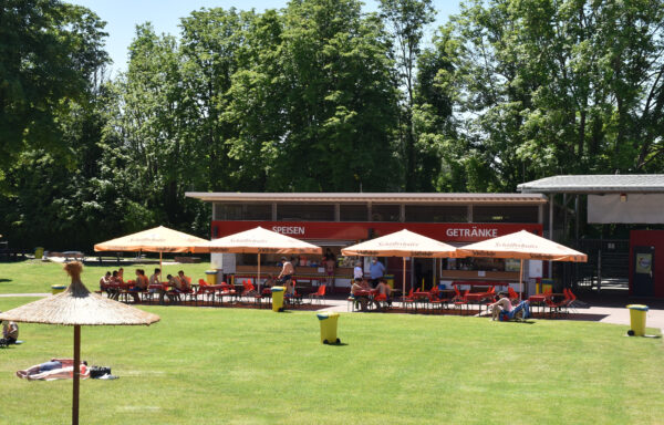 outdoor pool Eschersheim - Frankfurt baths
